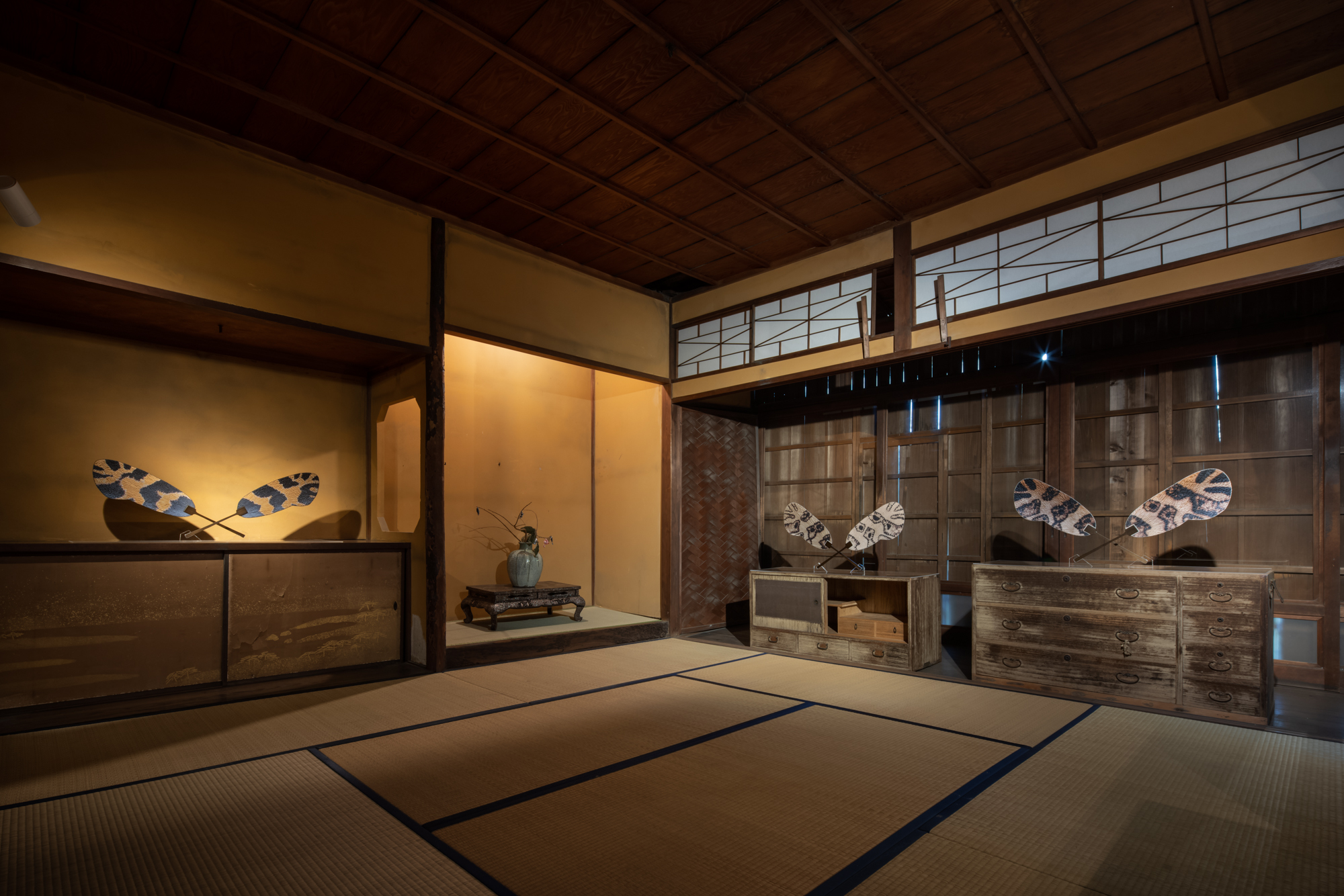 Installation view of “APERTO16 AKI INOMATA Acting Shells” | EXHIBITION ...